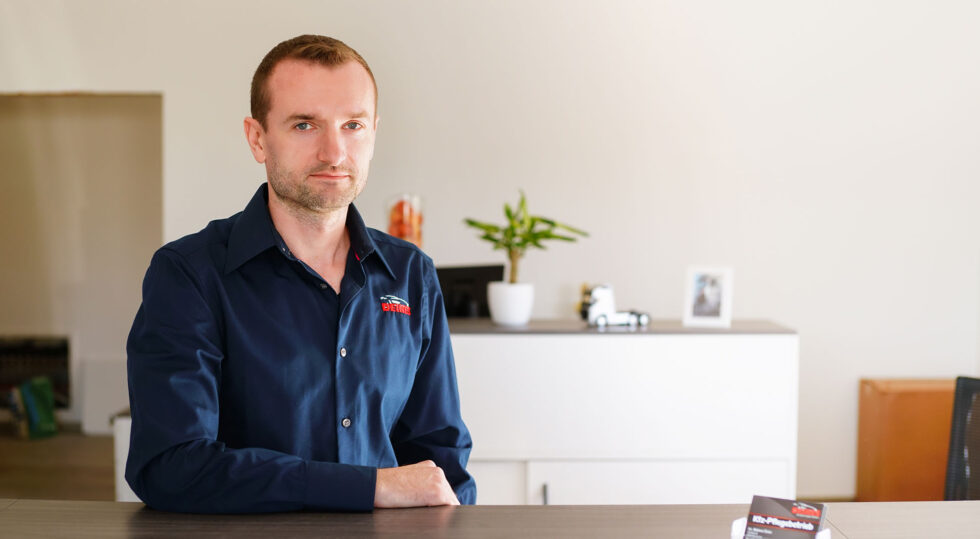 Kontakt & Anfahrt - deines.eu